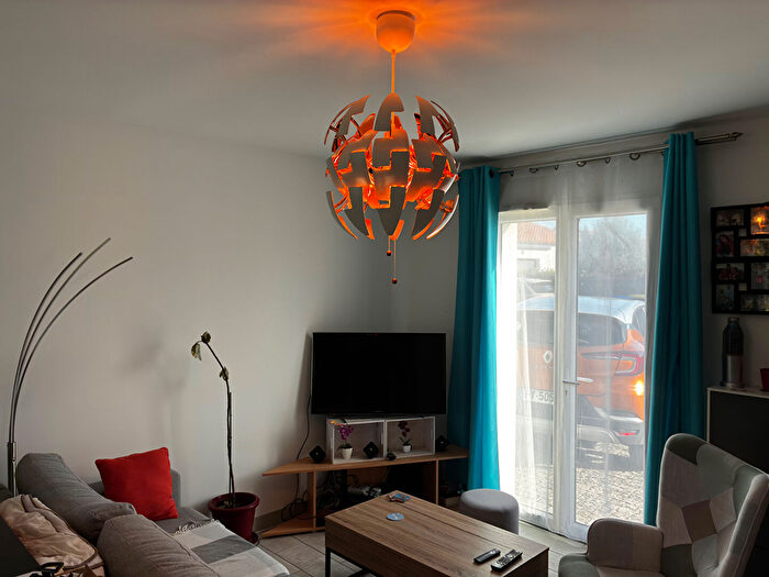 Maison à vendre - Saint-Vivien - 4 pièces - 3 chambres