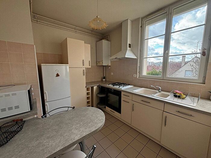 Appartement à louer - Briand Leclerc, Sens - 2 pièces - 1 chambre