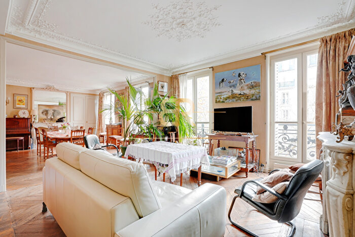 Appartement à vendre - Paris e , Château dEau, Lancry - 5 pièces - 3 chambres