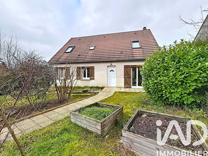 Maison à vendre - Faverolles - 7 pièces - 6 chambres