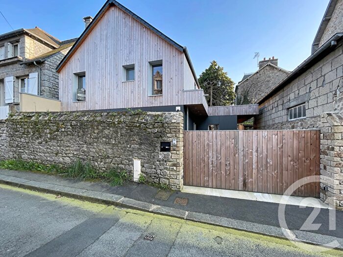 Maison à vendre - Dinan - 5 pièces - 4 chambres