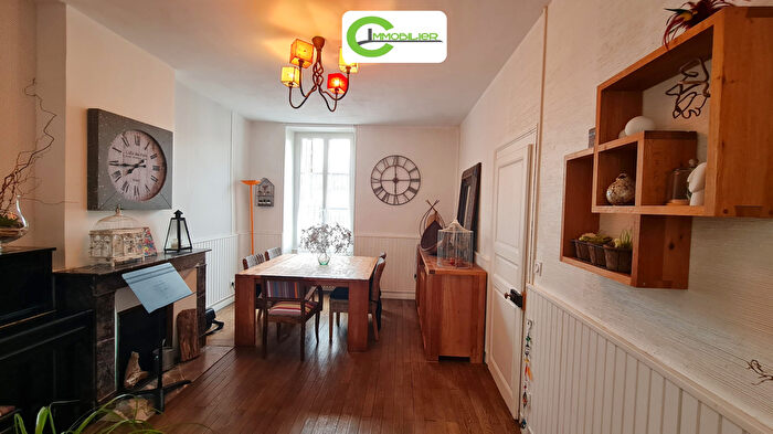 La Ferté-Bernard : Maison 9 pièces à vendre