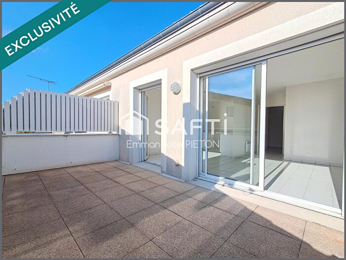 Neuville-de-Poitou : Appartement 3 pièces à vendre