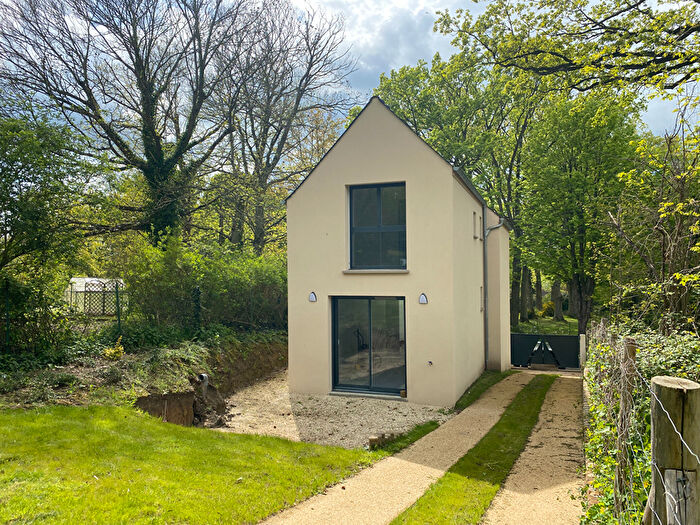 Maison à vendre - Montfort-lAmaury - 3 pièces - 2 chambres