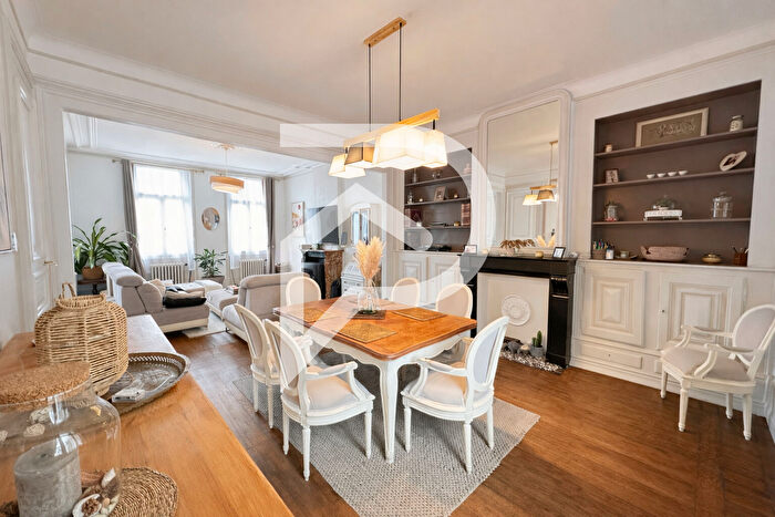 Maison à vendre - Le Cateau-Cambrésis - 8 pièces - 4 chambres