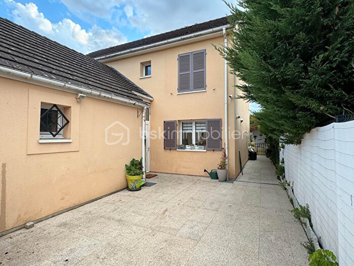 Maison 4 pièces à vendre - Bailly-Romainvilliers