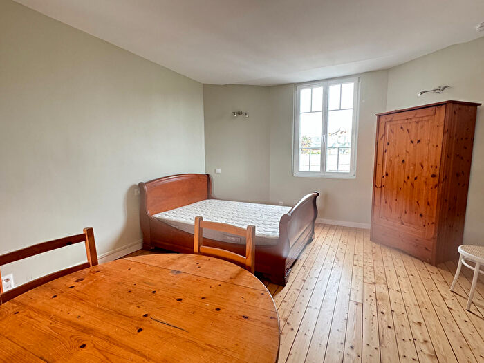 Appartement 1 pièce à louer - Quartiers Centre, Fougères, Sévigné
