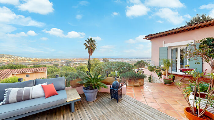 Maison 6 pièces à vendre - Hyères, Costebelle, Almanarre