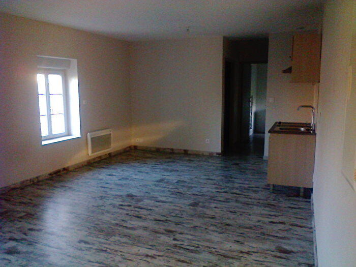 Appartement à louer - Longessaigne - 2 pièces - 2 chambres