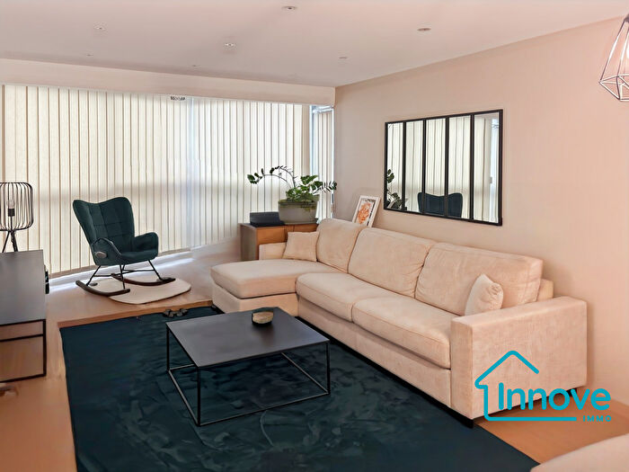 Appartement à vendre - Le Chesnay - 3 pièces - 2 chambres