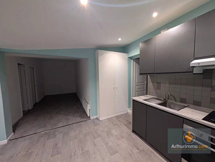 Appartement 3 pièces à Centre, Margny-lès-Compiègne, à louer