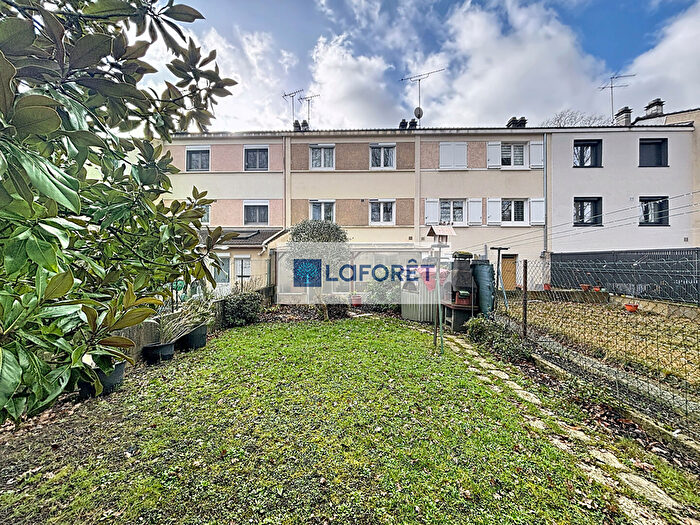 Maison à vendre - La Queue-en-Brie - 4 pièces - 3 chambres