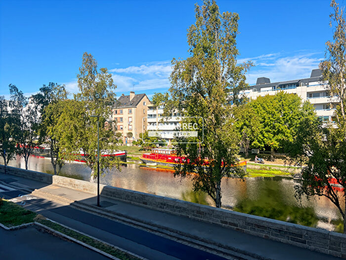 Quartiers Ouest, Arsenal, Redon : Appartement 2 pièces à vendre
