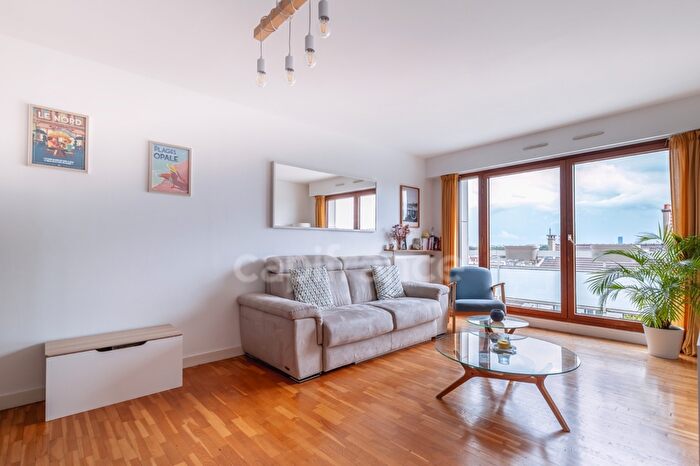 Appartement à vendre - Suresnes, Centre-ville - 4 pièces - 2 chambres