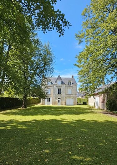 Maison à vendre - Prunay-Cassereau - 9 pièces - 6 chambres