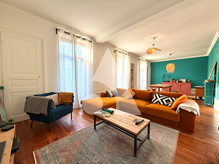 Appartement à vendre - Aix-les-Bains, Centre-ville - 3 pièces - 2 chambres