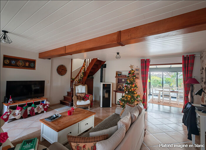 Maison à vendre - La Chapelle-Saint-Sauveur - 6 pièces - 3 chambres