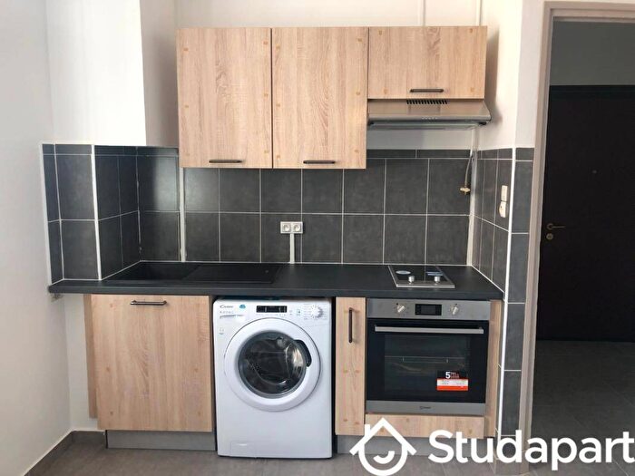 Appartement à louer - Berriat-Ampere, Grenoble - 2 pièces - 2 chambres