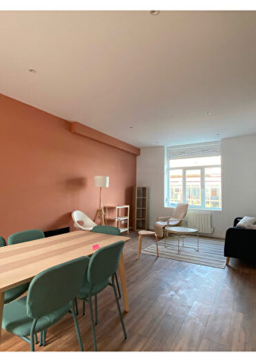 Appartement à louer - Faches-Thumesnil, Thumesnil mairie - 6 pièces - 6 chambres