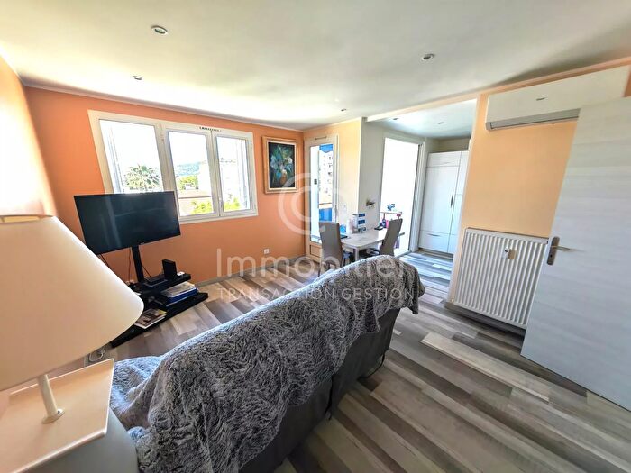 Cannes, Bocca Sud : Appartement 3 pièces à vendre