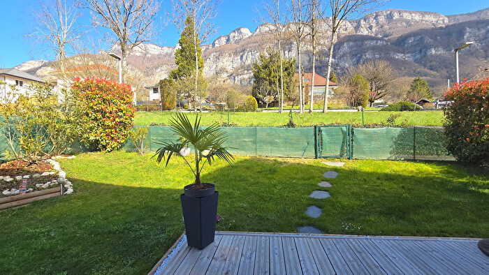 Appartement à vendre - Drumettaz-Clarafond - 4 pièces - 3 chambres