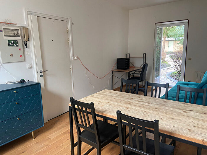 Appartement à louer - Rambouillet, Centre-ville - 2 pièces - 1 chambre