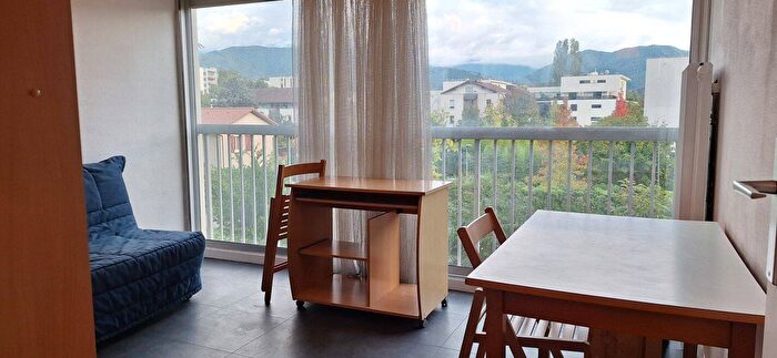 Appartement à louer - Ayguinards, Meylan - 1 pièce