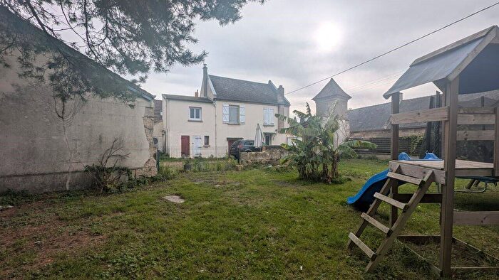 Maison 4 pièces à Camelin, à louer