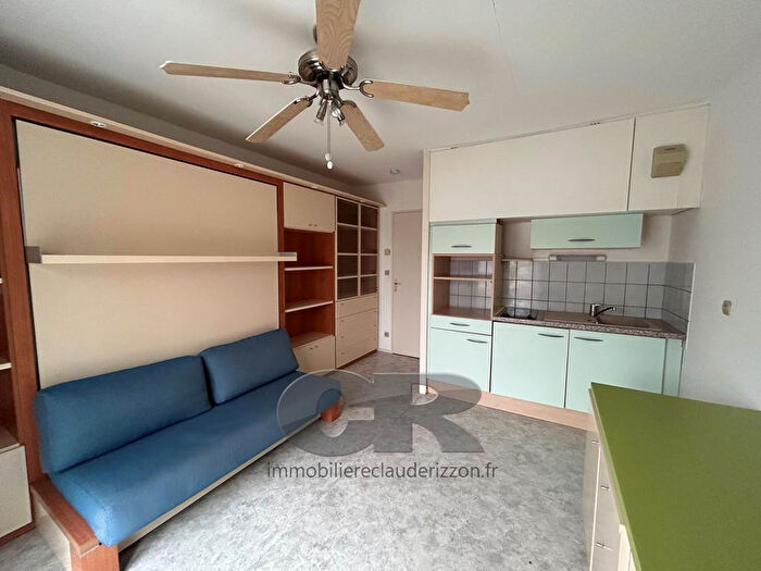 Appartement à louer - Vand uvre-lès-Nancy, Brabois - 1 pièce