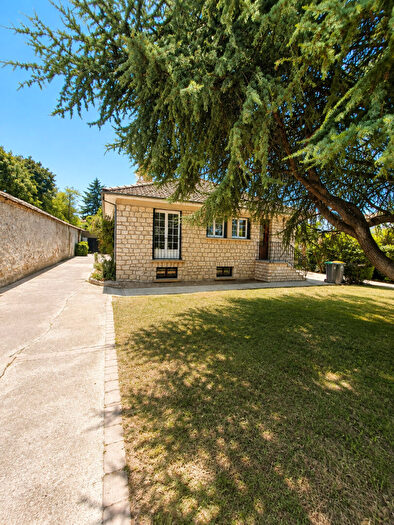 Maison 4 pièces à Veneux-les-Sablons, à louer