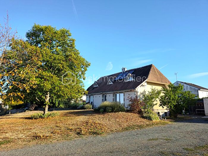 Maison 7 pièces à Ouzouer-sur-Loire, à vendre
