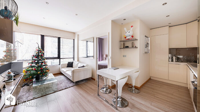 Appartement à vendre - Levallois-Perret, Trézel - 2 pièces - 1 chambre