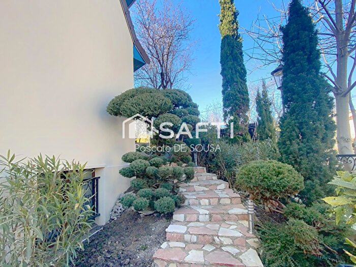 Maison à vendre - Rueil-Malmaison, Richelieu, Chataigneraie - 6 pièces - 4 chambres