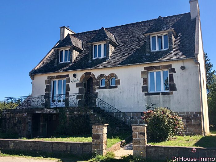 Maison 7 pièces à vendre à Scrignac