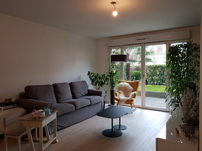 Appartement à louer - Ferrières-en-Brie - 3 pièces - 2 chambres