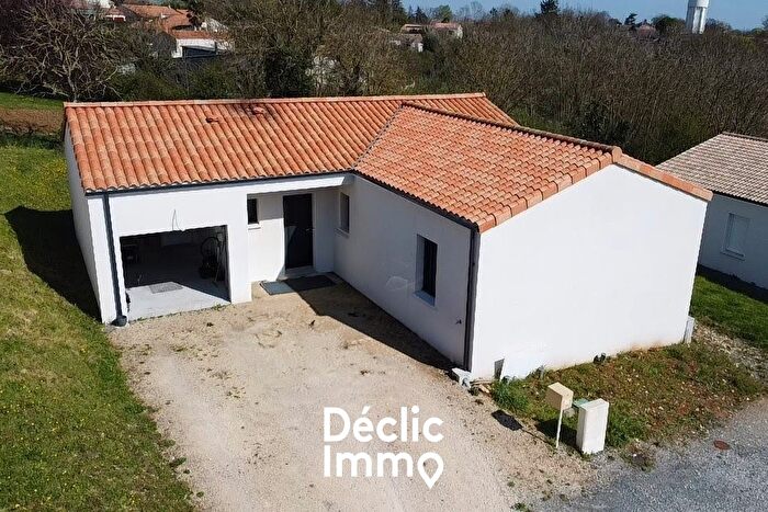 Maison à vendre - Saint-Maxire - 5 pièces - 3 chambres