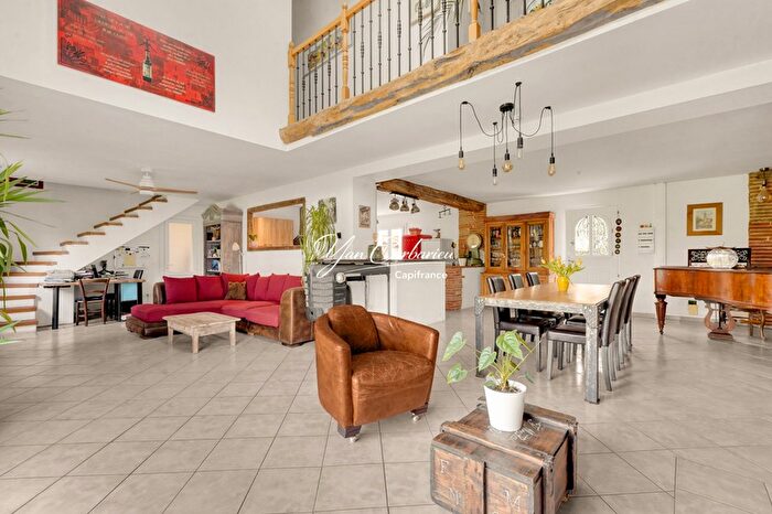 Maison à vendre - Auterive - 5 pièces - 4 chambres