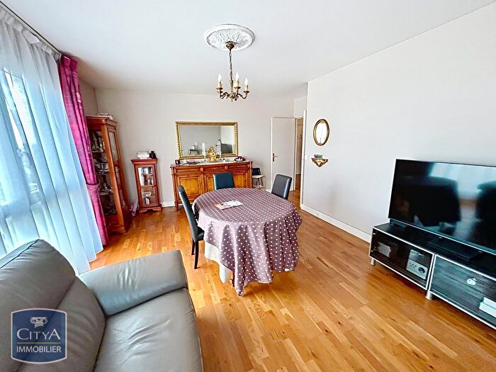 Appartement 4 pièces à Maisons-Alfort, Charentonneau, à vendre