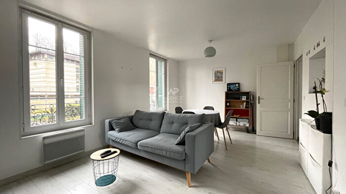 Chaville, Ursine : Appartement 2 pièces à louer