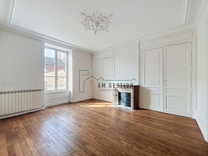 Appartement 3 pièces à Limoges, Centre-ville, Hôtel de Ville, Emailleurs, à louer