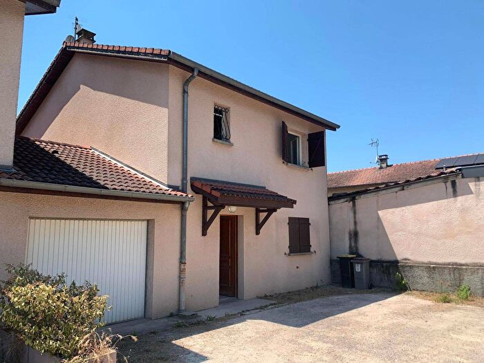 Azieu, Genas : Maison 4 pièces à louer