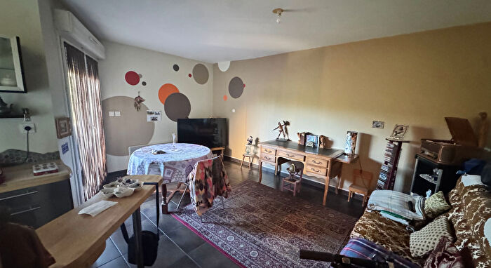 Appartement à vendre - Pélissanne - 2 pièces - 1 chambre