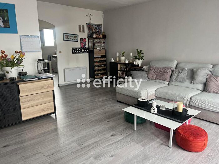 Cavaillon, Basses Ferrailles, Jas, Hautes Ferrailles : Appartement 4 pièces à vendre
