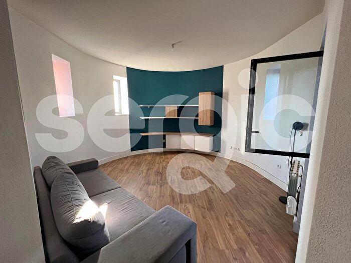Appartement à louer - Tourcoing, Centre-ville - 2 pièces - 1 chambre