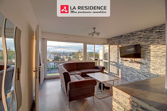 Appartement à vendre - Les Mureaux, Centre-ville - 3 pièces - 1 chambre