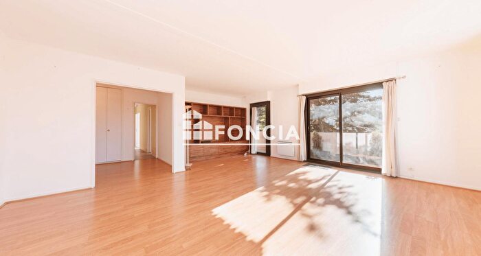 Appartement à vendre - Beaumont - 5 pièces - 4 chambres
