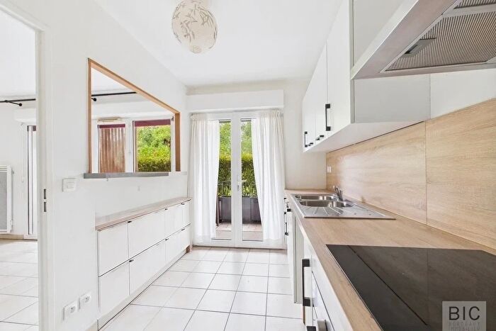 Appartement à vendre - Mérignac, Saint-Augustin - 4 pièces - 3 chambres