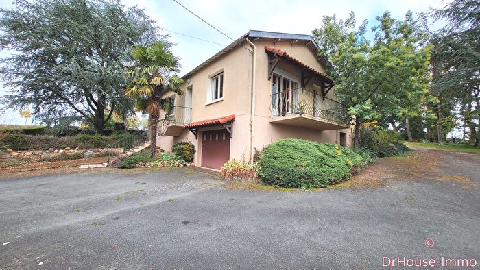 Maison à vendre - Chanzeaux - 5 pièces - 4 chambres