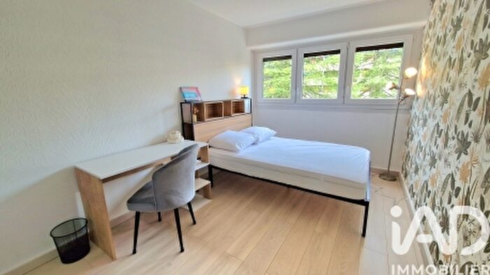 Appartement à louer - Pessac, CCLAPS, La Châtaigneraie - 5 pièces - 4 chambres