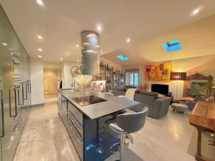 Appartement à vendre - Mouans-Sartoux - 5 pièces - 4 chambres